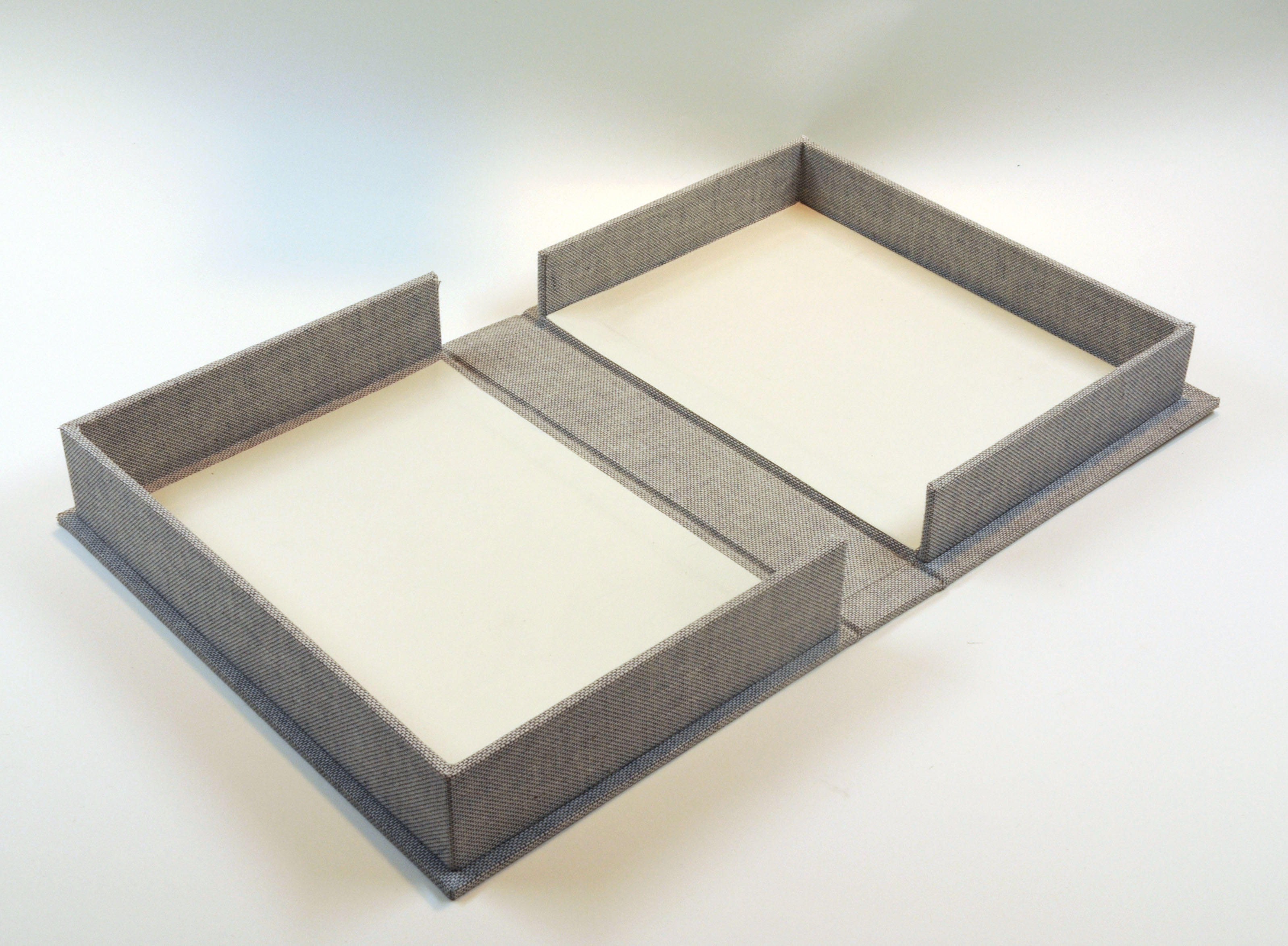 Clamshell Boxes – Work of the Hand